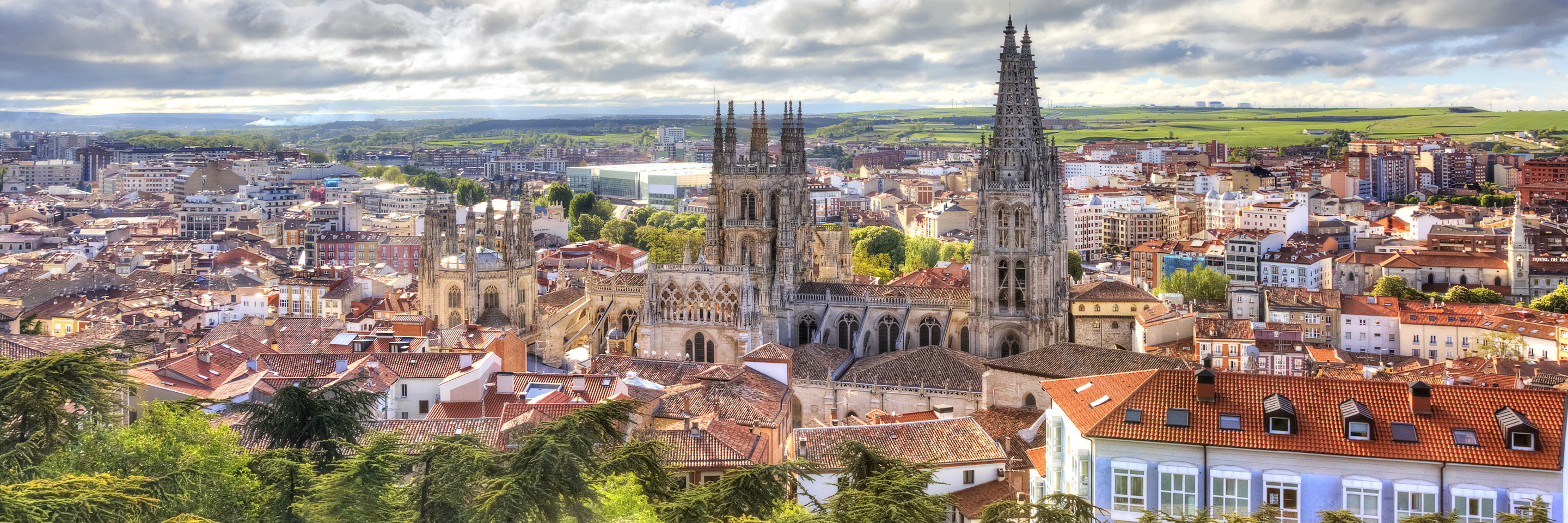 Book an Affordable Madrid Tour with Cosmos