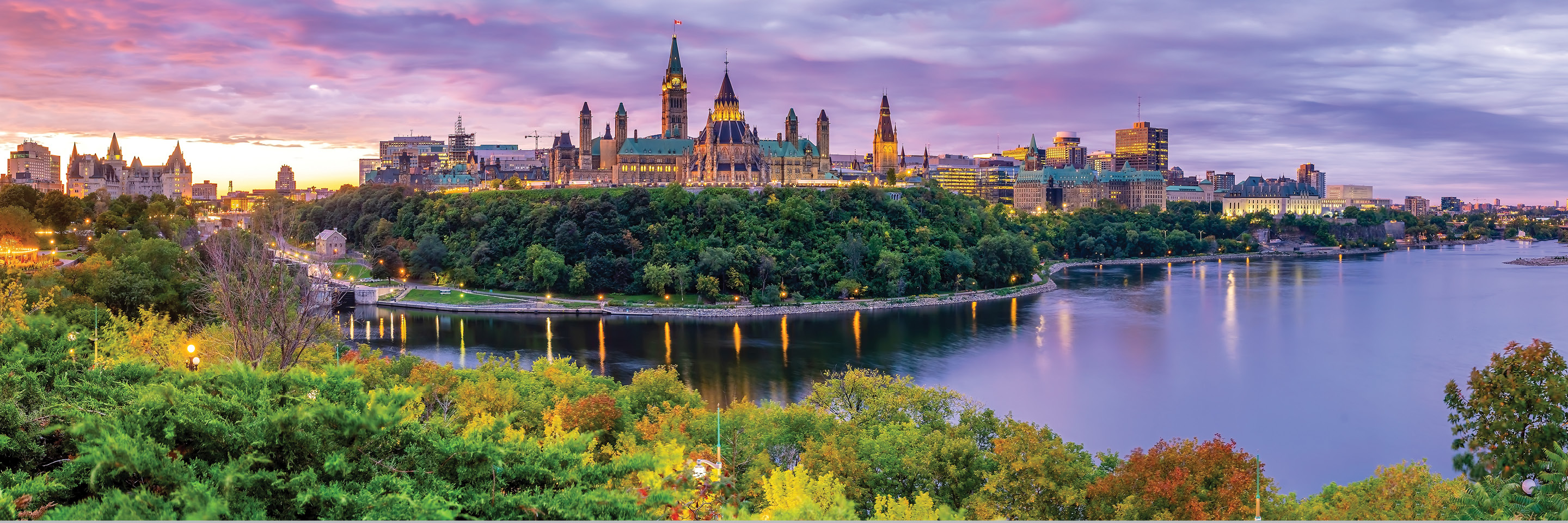 Toronto to Montreal Tour - Cosmos® Ontario Tour